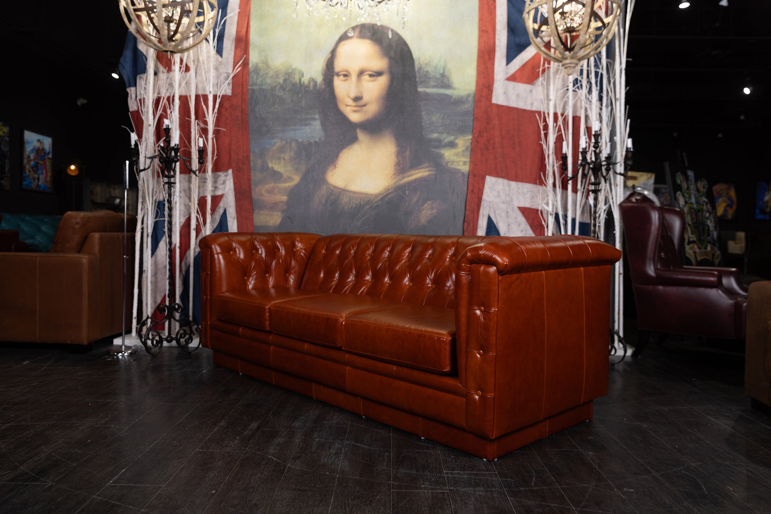 DAVINCI LEATHER SOFA FLOOR MODEL