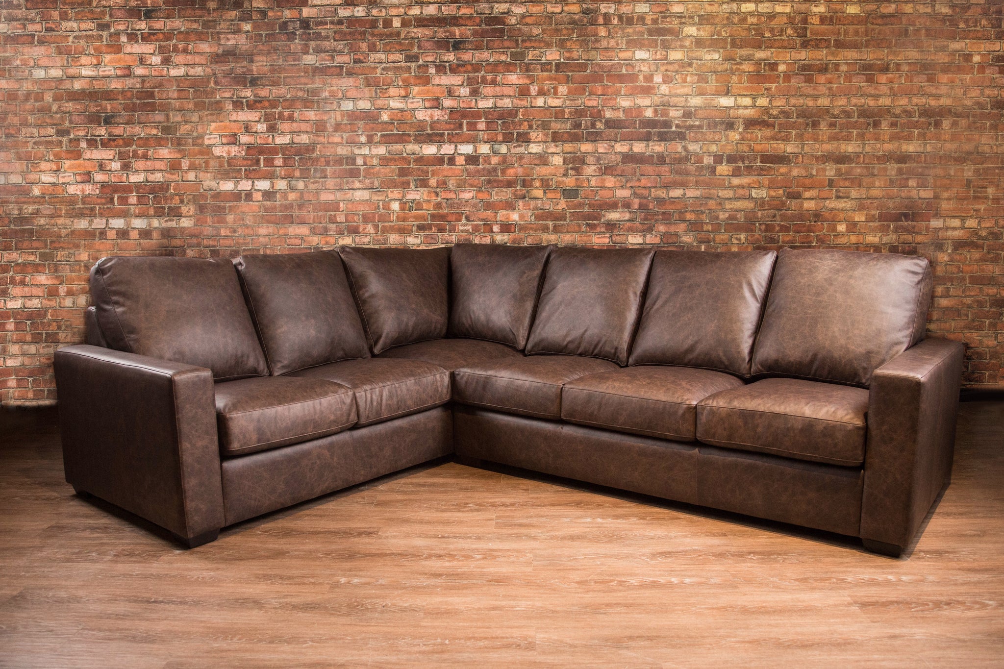 COLLINGWOOD HIGHBACK LEATHER SECTIONAL RHF