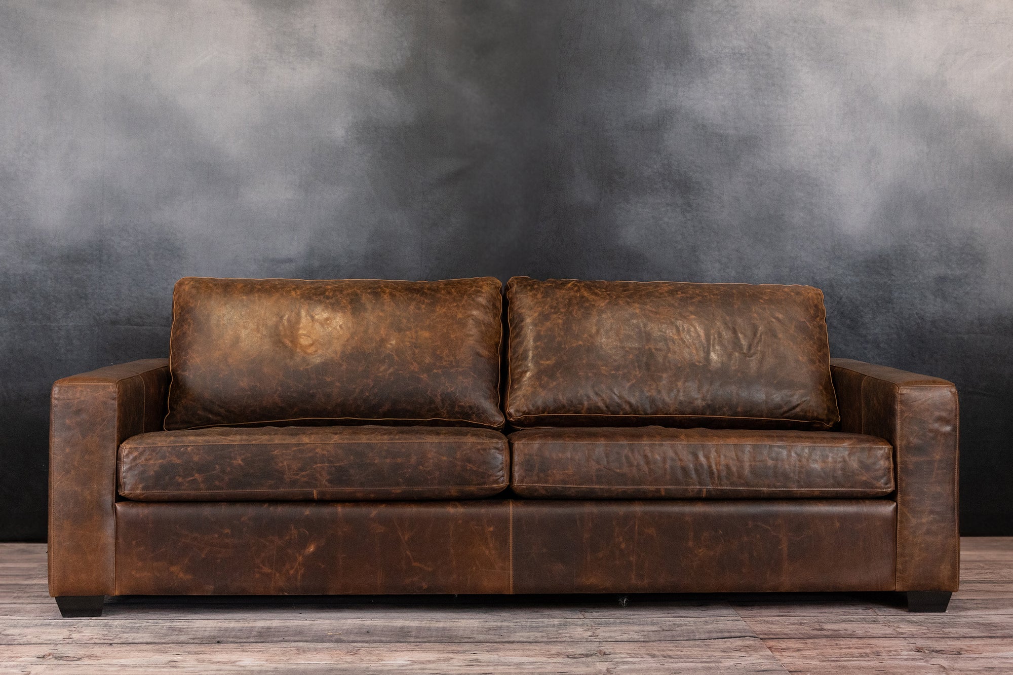 MAXELL LEATHER SOFA 42 SERIES