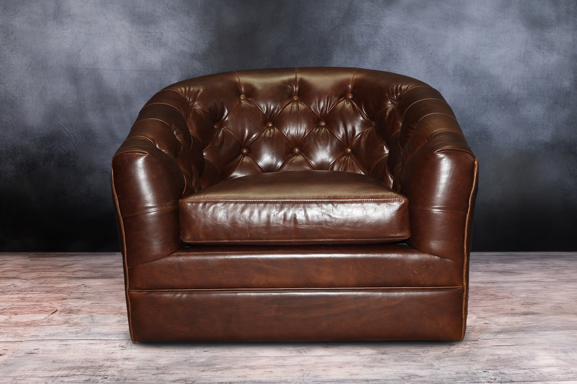 GOVERNOR GENERAL LEATHER CHAIR